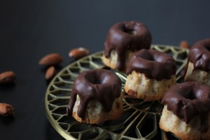 Rezept: Mini Mandel Gugl